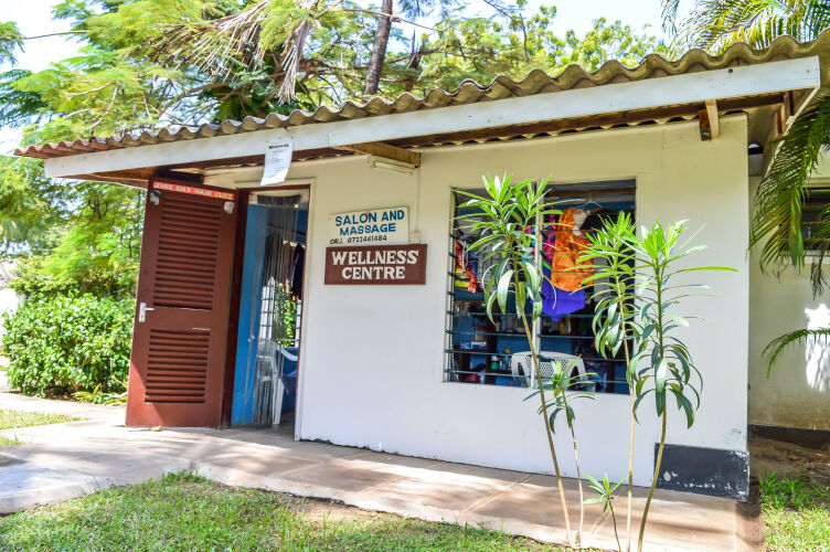 Milele Beach Resort - Mombasa