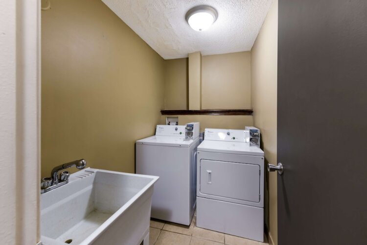 Baymont By Wyndham Liberty Mo - Liberty, MO