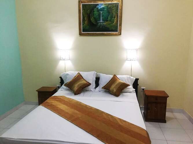 Repag Wayan Canggu Hostel - Canggu