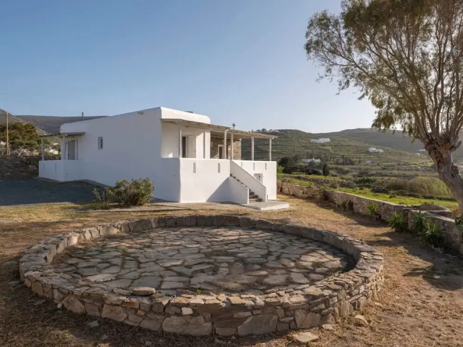 Myrsini Traditional Hillside Cottage - Paros