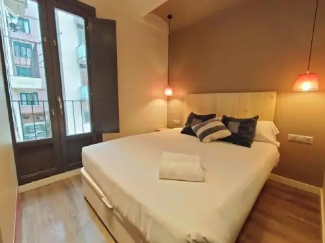 Montserrat Apartments By Gaiarooms - 바르셀로나