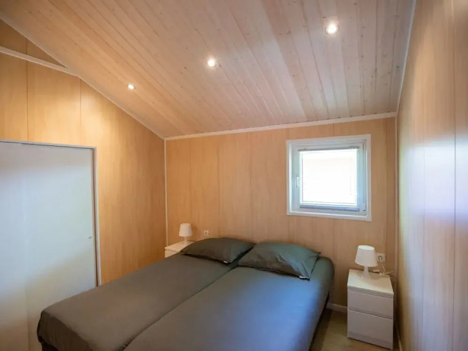 Beautiful Lodge With Dishwasher, Located On A Holiday Park In Brabant - Oirschot