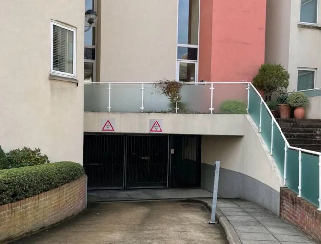 Toothbrush Apartments - Ipswich Friar St - Ipswich