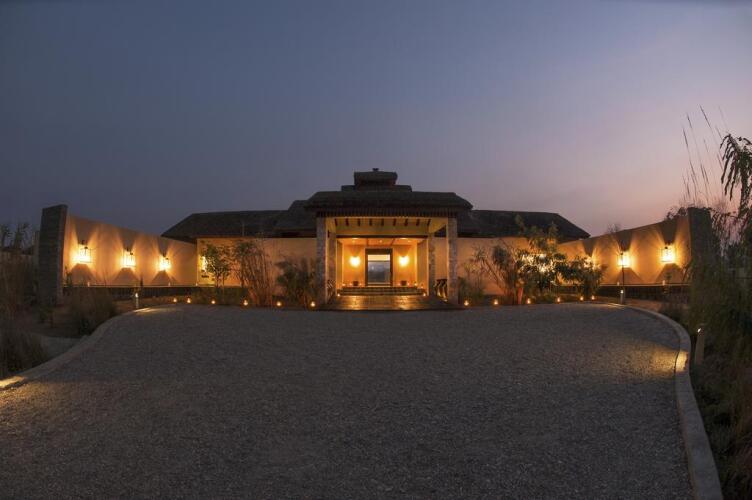 Meghauli Serai, A Taj Safari Lodge - Tibet