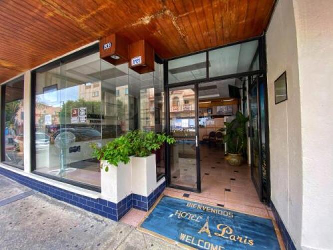 Paris Hostel - 聖地亞哥, CA