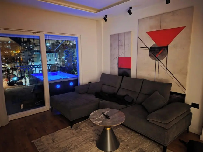 Duplex Penthouse With Jacuzzi - Saranda