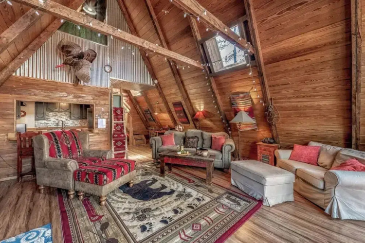 Pine Tin Inn - Ruidoso, NM