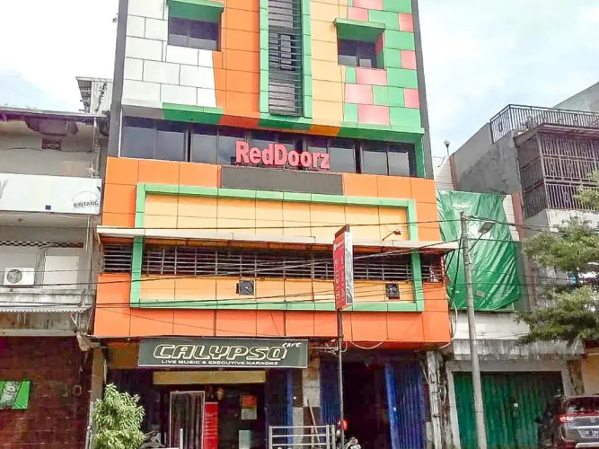 Ocean View Hotel Makassar Redpartner - Makassar