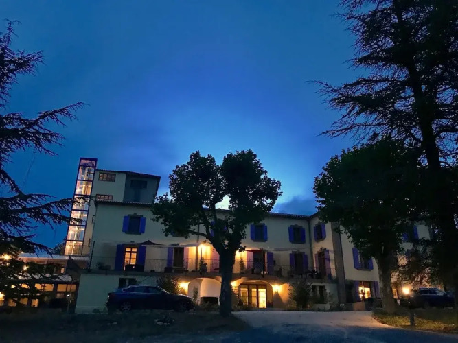 Résidence Château Ferrassières - Aurel