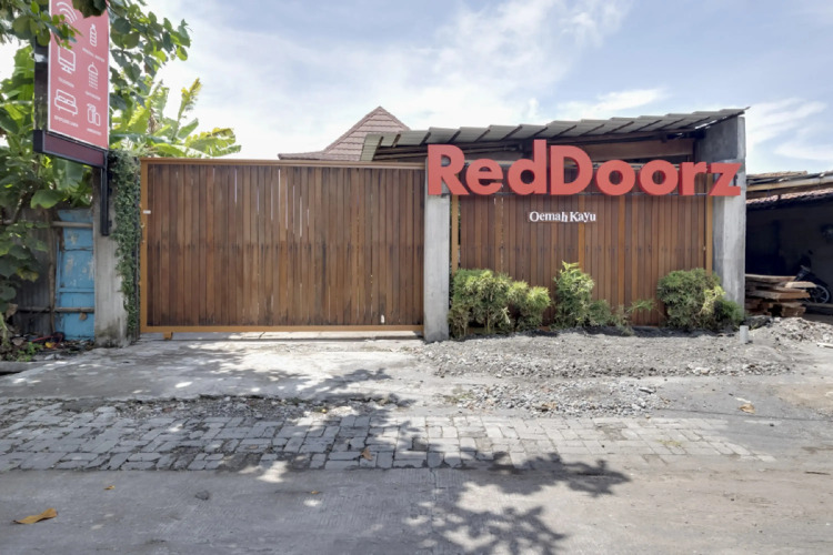 Reddoorz @ Omah Kayu Homestay - Yogyakarta