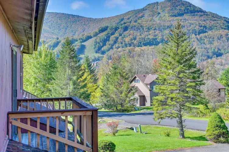 New York Retreat - Furnished Deck & Mountain Views - Hunter Mountain, NY
