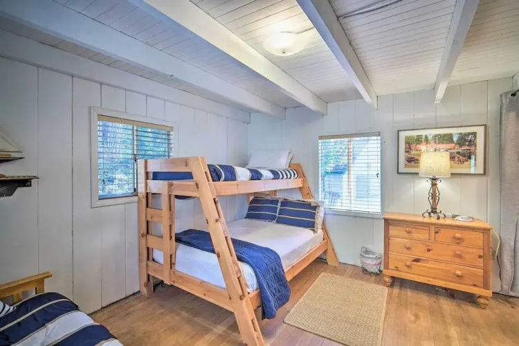 Lakeview Lodge Fit For Groups < 1 Mile To Lake! - San Bernardino