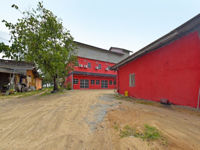 Capital O 90664 Rabi Hotel - Bachok