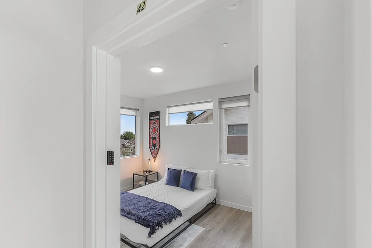Tides Of Seasmoke Suite - Bothell, WA