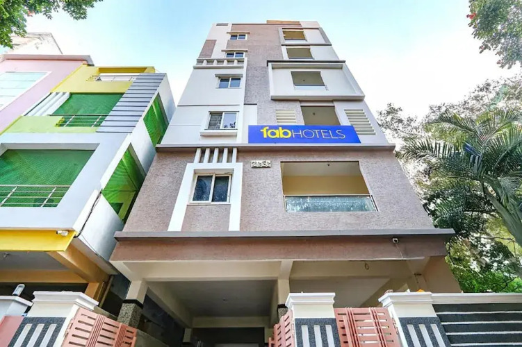Fabhotel Eminent Suites Banjara Hills - Hyderabad