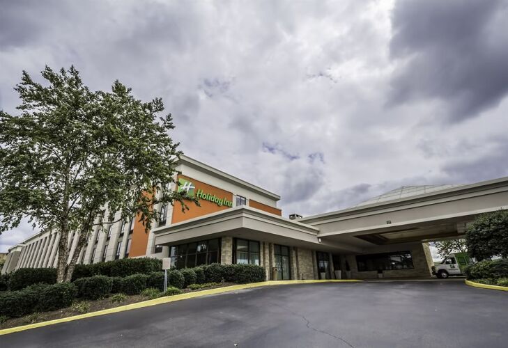 Holiday Inn Knoxville West-cedar Bluff Road - Knoxville, TN