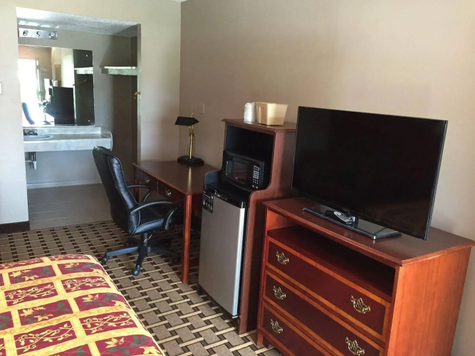 Americas Best Value Inn Franklin - Franklin, NC
