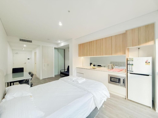 Auburn Studio - Sydney