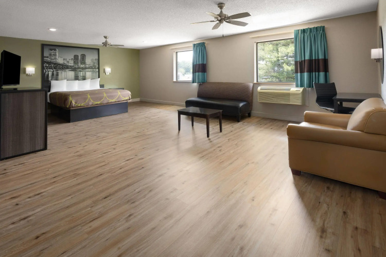 Super 8 By Wyndham Richmond Midlothian Turnpike - Richmond, VA