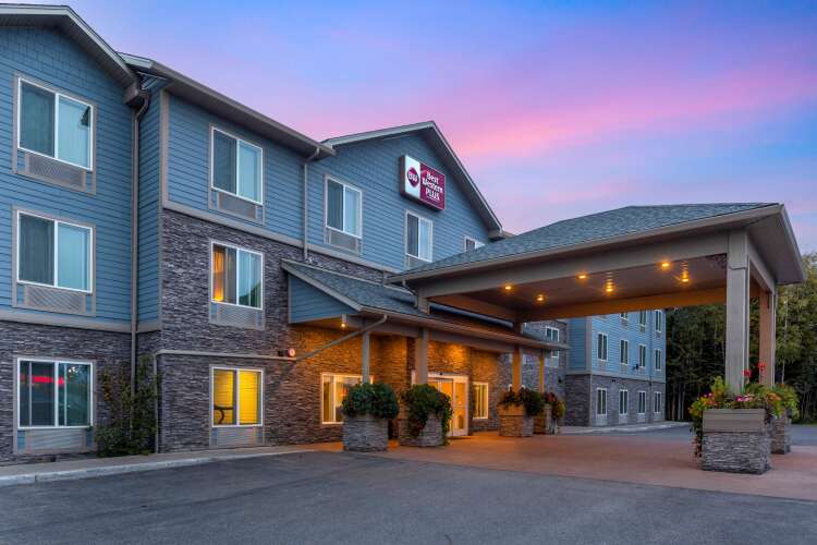 Best Western Plus Chena River Lodge - Alaska