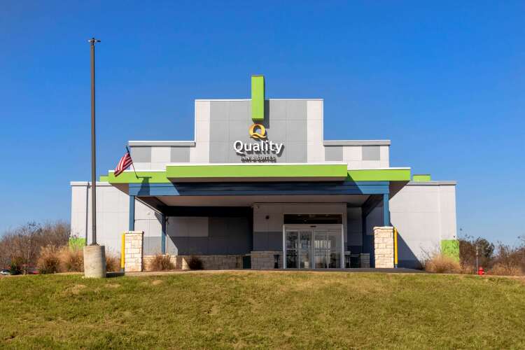 Quality Inn & Suites - Elgin, TX