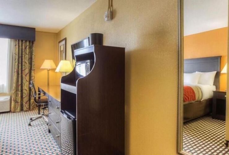 Quality Inn & Suites Chattanooga-east Ridge - Chattanooga, TN