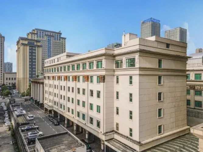 Binhuboutique Hotel(binhu Convention And Exhibition Center Store) - Hefei