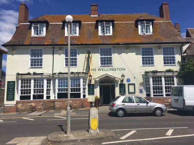 Wellington Hotel - Seaford