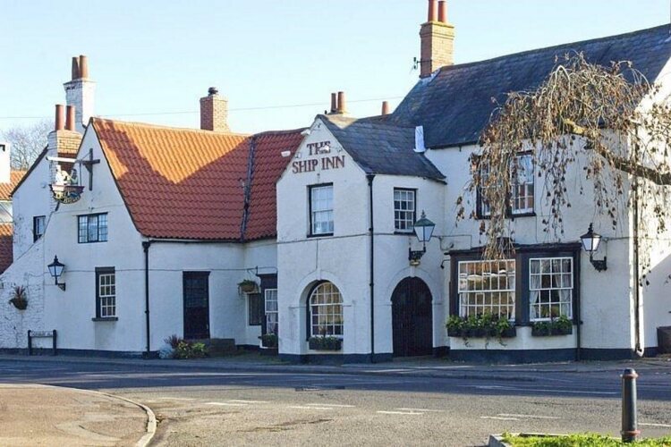 Premier Inn Bristol Alveston - Forest of Dean
