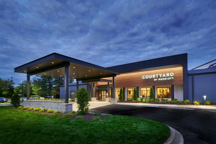 Courtyard By Marriott Chicago Lincolnshire - Lake Forest, IL