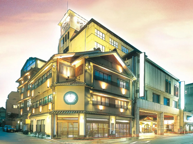 Awara Grand Hotel - Awara