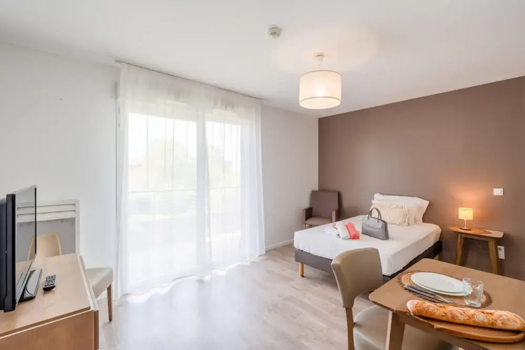 Quality Suites Lyon L'isle-d'abeau - Bourgoin-Jallieu