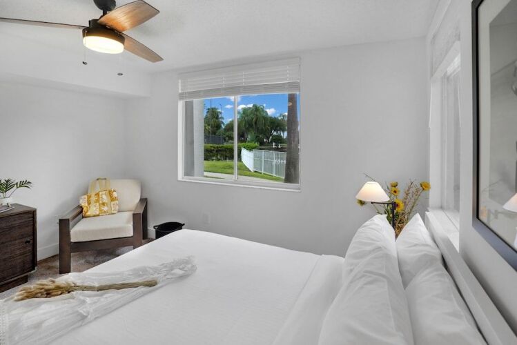 Sheridan Ocean Club - Dania Beach, FL