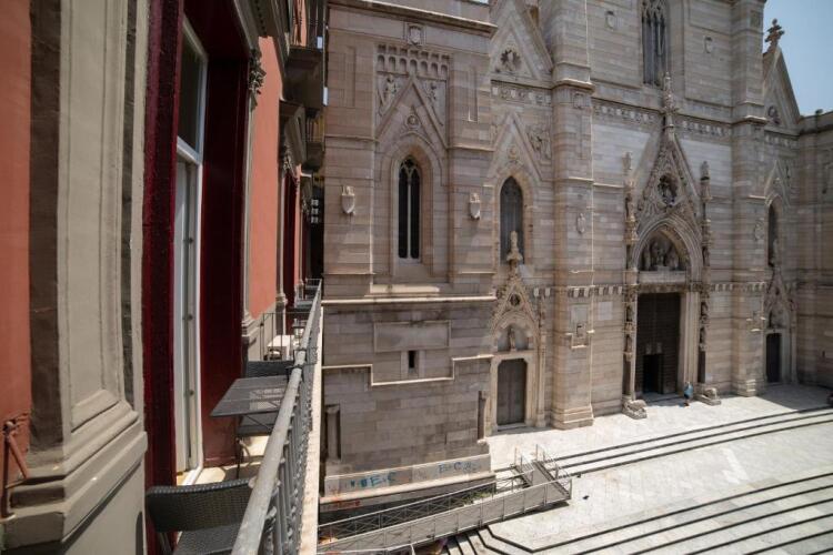 The Duomo House - Naples, Italie