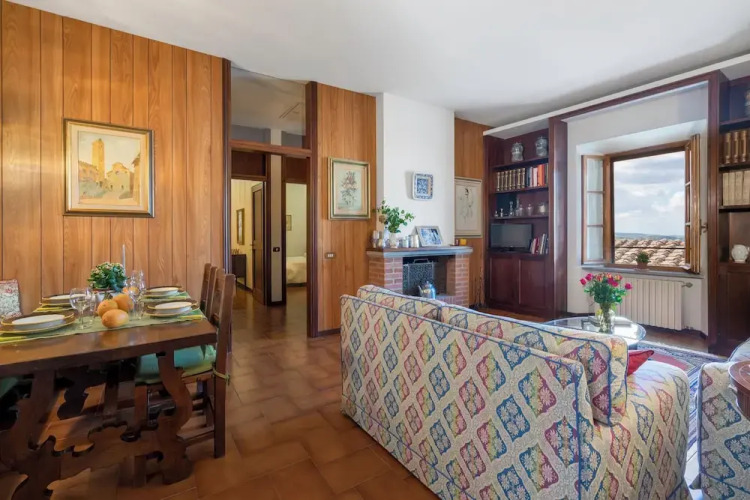 Casa Martina, Piazza Delle Erbe, San Gimignano - San Gimignano