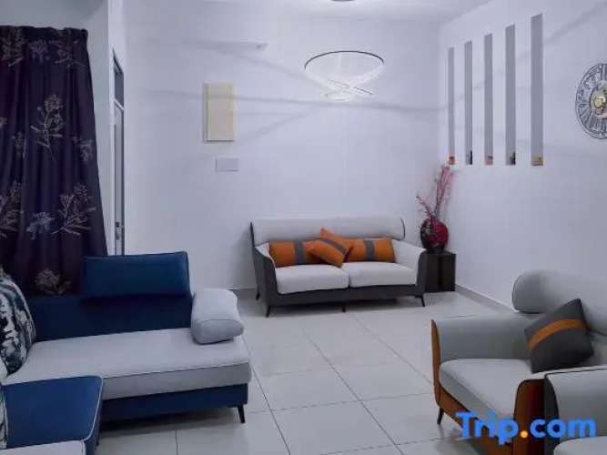 Shamrock Beach Villa Penang Corner No31 Sleeps 31 - Batu Ferringhi