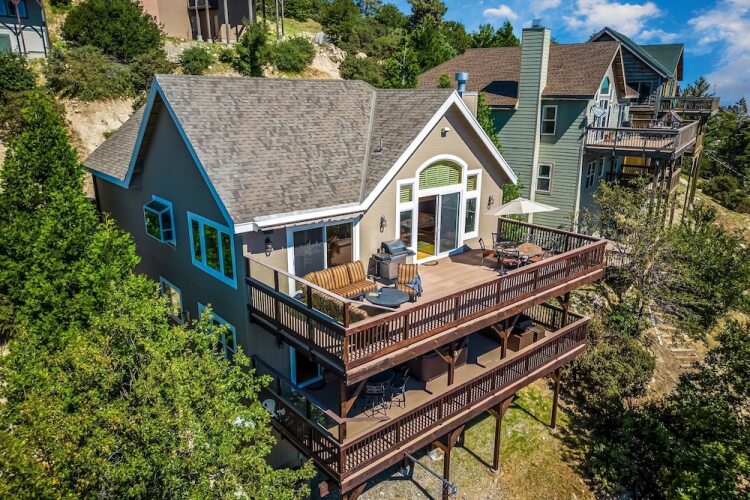 Sky Canyon Lodge By Avantstay Views + Hot Tub - San Bernardino