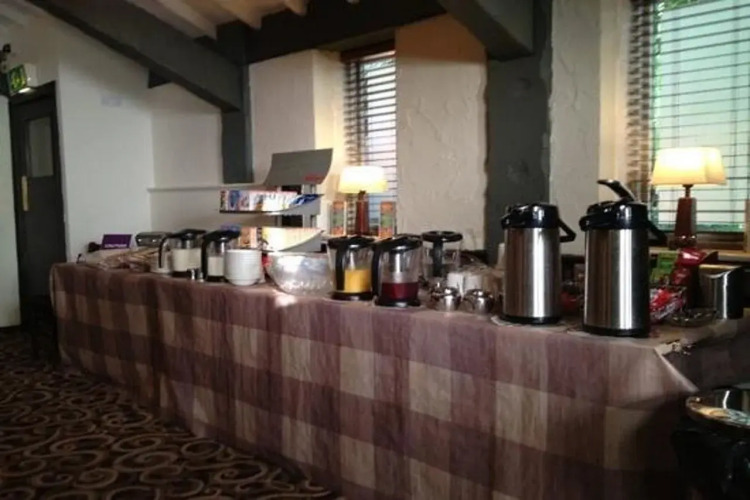 Premier Inn Manchester Swinton - Salford