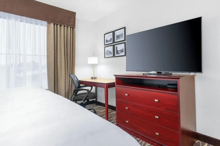 Cobblestone Hotel & Suites - Lynden - Ferndale, WA
