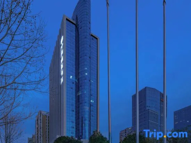 Zhongzhou International Hotel (Hebidong Railway Station Hotel) - Hebi