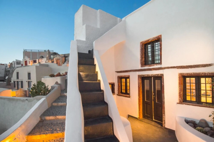 Sophia Privilege - Oia