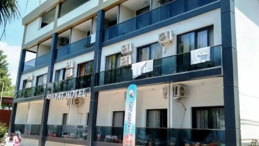 Yat Otel - Эрдек