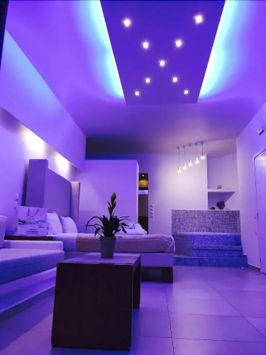 Queen Boutique Suites - Mikonos
