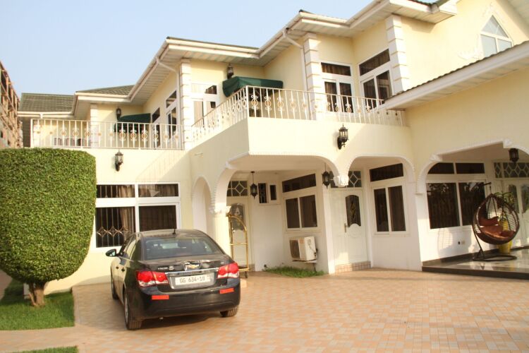 Kingsbridge Royale Hotel - Acra