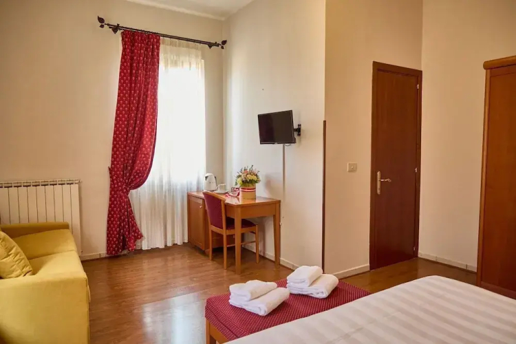 Sottoassisi Guest House - Bastia Umbra