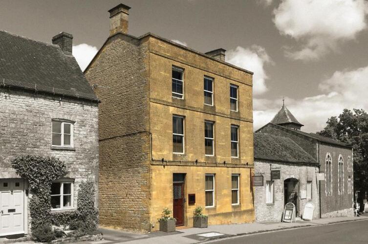 Victoria House Stow - Stow-on-the-Wold