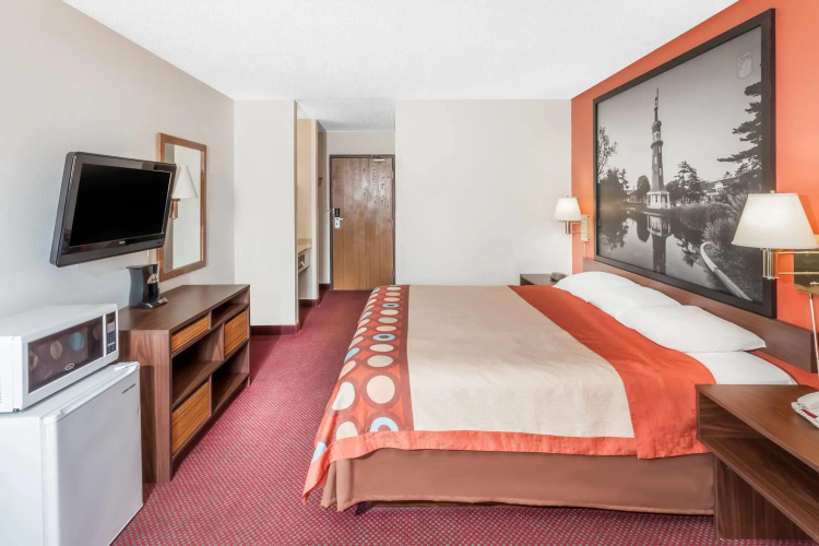 Super 8 By Wyndham Washington/peoria Area - Illinois