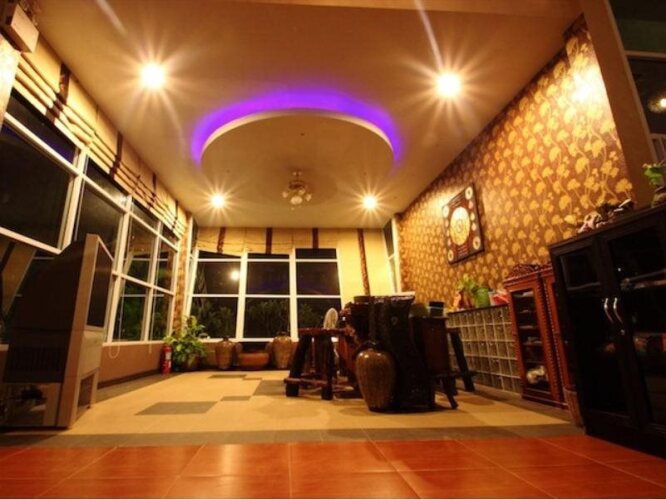 Greenview Resort - Phon District