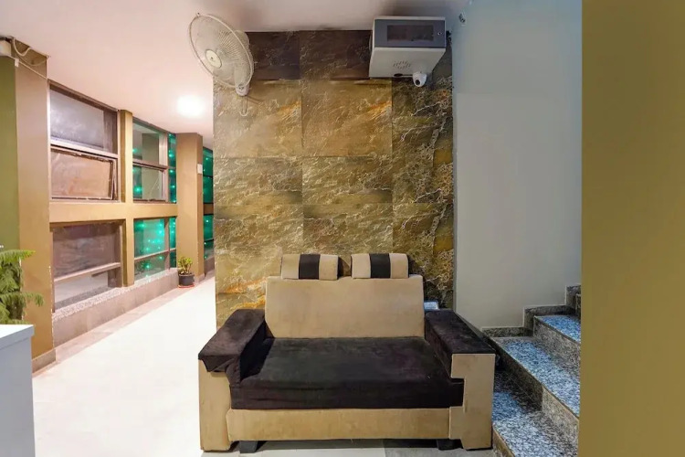 Fabhotel Relax - Gandhinagar