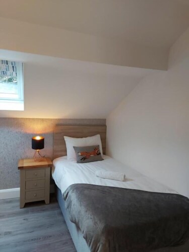 7 Eyre Square Lane - Galway